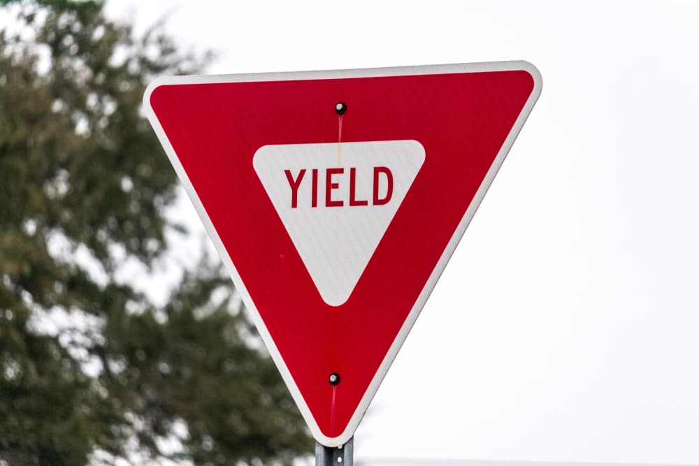 Everything You Need to Know About Yielding the Right of Way | Car Crash ...